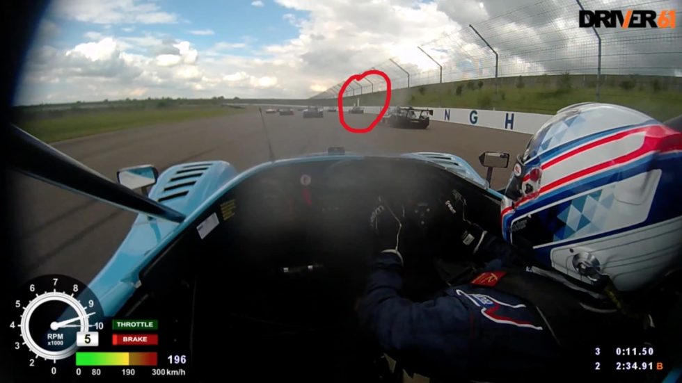 How to Approach the First Corner in a Race: The Do's & Don'ts