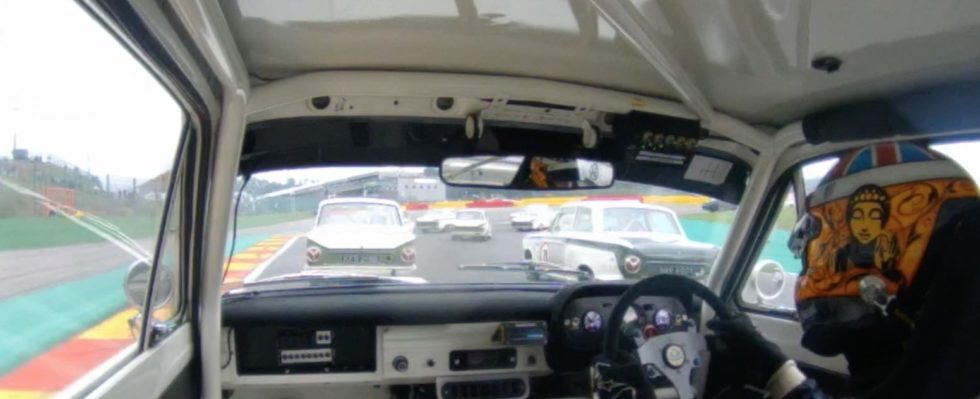 How to Make a Perfect Rolling Start - driver61.com